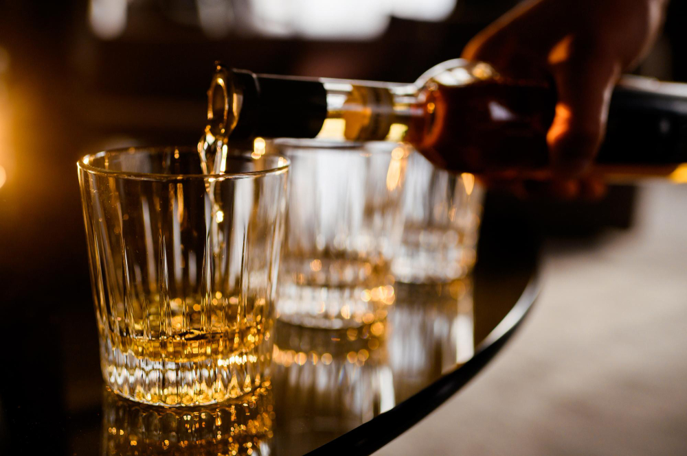 ¿Qué hace único al whisky escocés? tradición y sabor - Brujula Free Tours